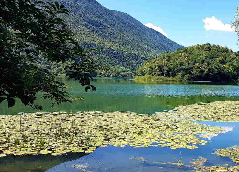 Lago di Piano, una mini passeggiata in natura